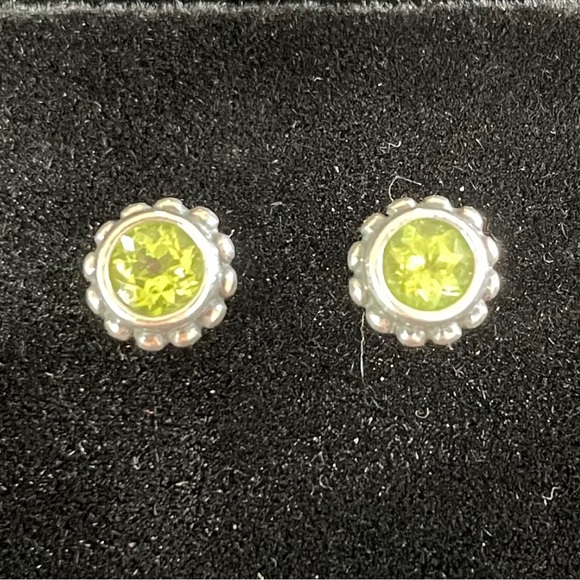 LAGOS | Jewelry | Lagos Cavier 925 Silver Peridot 4k Post Vintage Small ...